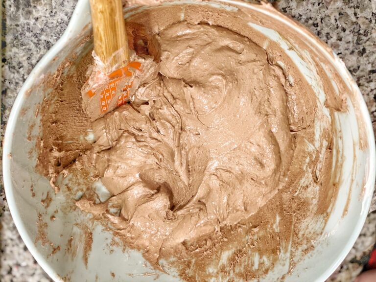 Chocolate Snowdrop Christmas Cookies - Aubrey Swan Blog